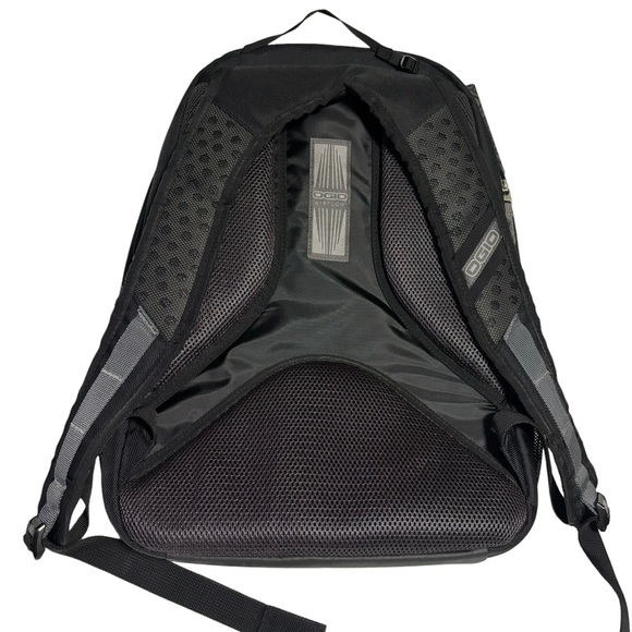 OGIO | Bags | Ogio Veeam Backpack Black Green Nwt | Poshmark